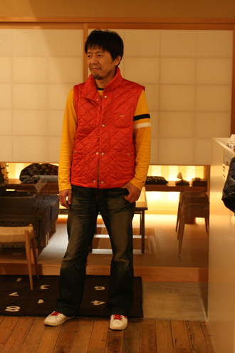 306：やっぱり紅色！【SOU・SOU le coq sportif】 | SOU・SOU ブログ 「一語一絵」